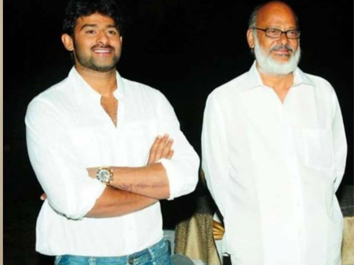 तस्वीर में दिख रहे शख्स को पहचानते हैं आप? 'बाहुबली' स्टार प्रभास से है ...