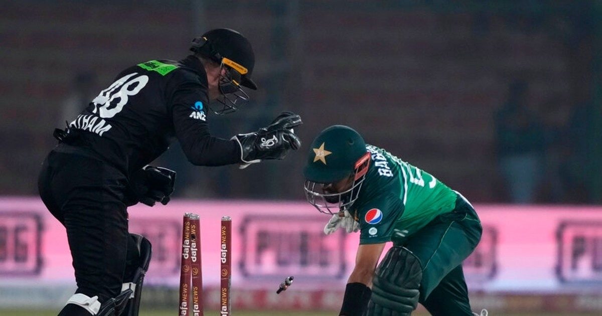 पाकिस्तान के बाबर से इंग्लैंड के पूर्व कप्तान तक के नाम स्टंप का ...