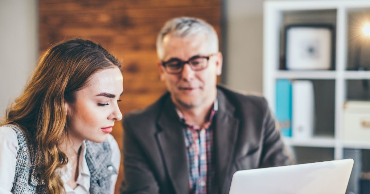 UPSC Exam: यूपीएससी की तैयारी में टेस्ट सीरीज से कैसे बढ़ाएं अपने मार्क्स, जानिए - upsc exam how ...