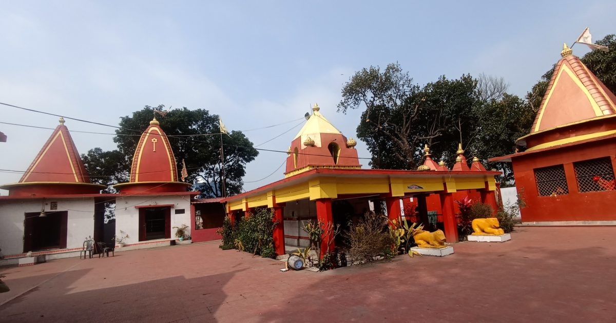 हल्द्वानी में है एक ऐसा मंदिर, जहां आने से मिलता है चारों धाम के दर्शन ...