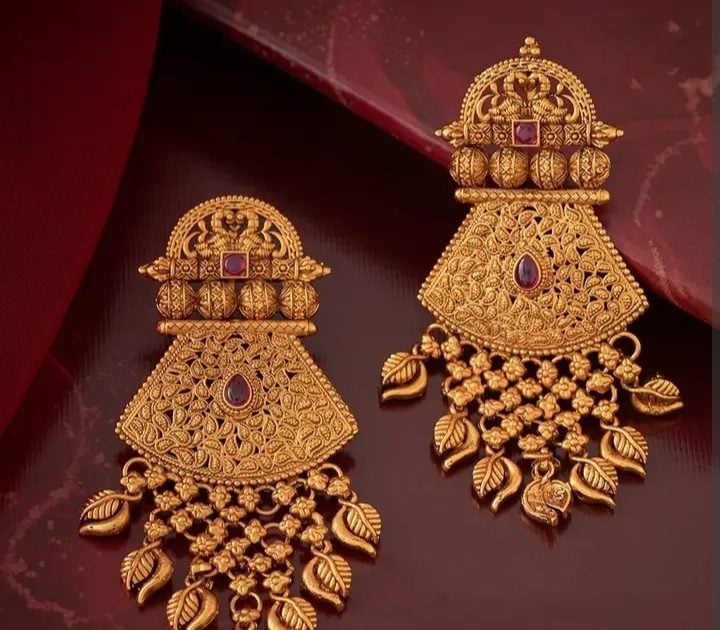 Ranchi Gold Price Today: सोने और चांदी में आई तेजी से उछाल, जानें ...