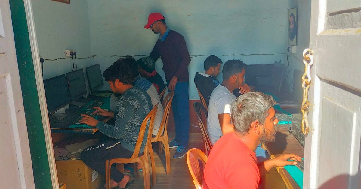 Almora News: कैदी बाहर जाकर फिर न करें अपराध, इसलिए पढ़ाया जा रहा ...