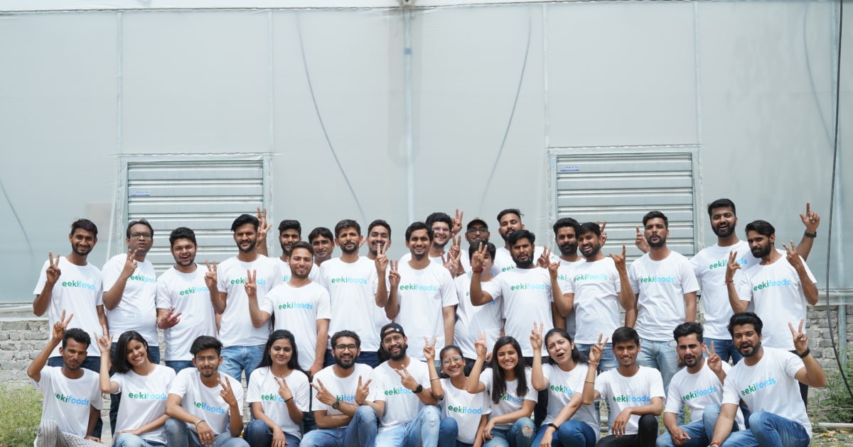 Success Story two iitians Left 20 lakh package job for vegetable ...