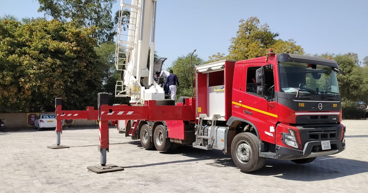 Gets new fire fighting machine will be able to extinguish fire up to ...