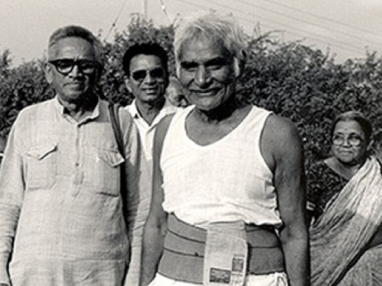 Baba Amte death Anniversary an incident caused him to devote life for ...