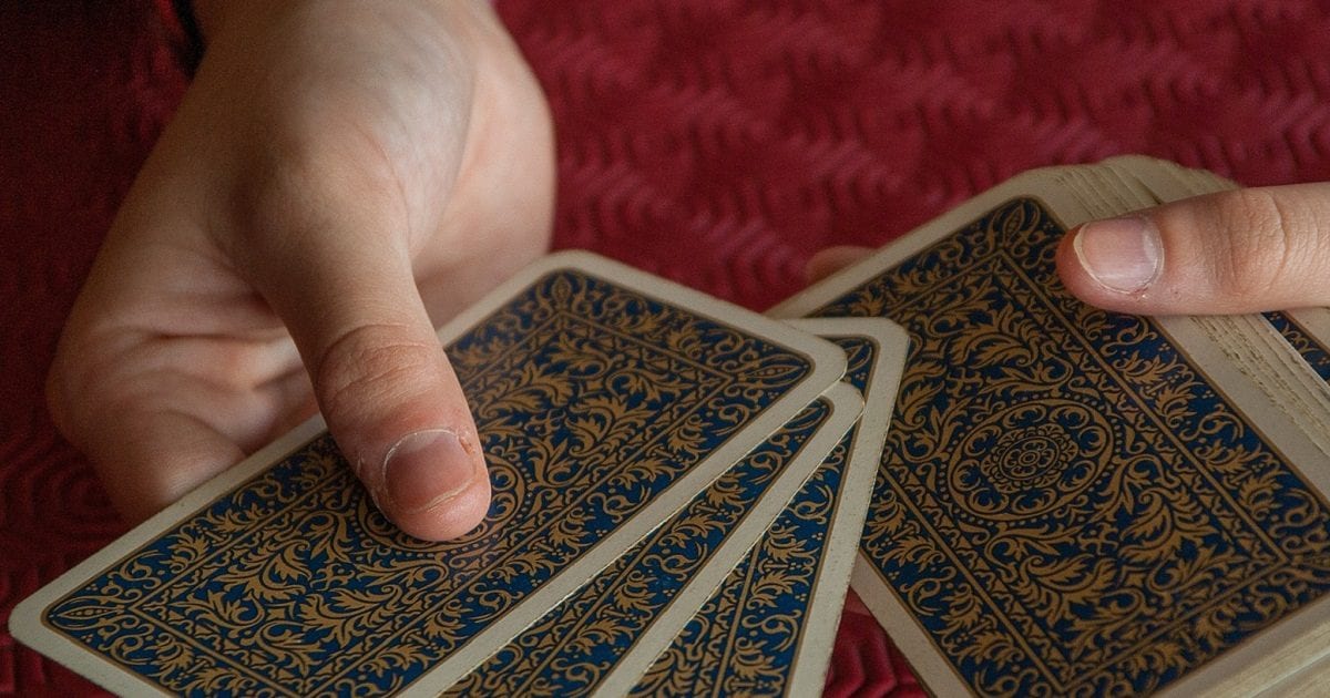 Card Games are very addictive Scientists Explain why - ताश के खेलों की ...