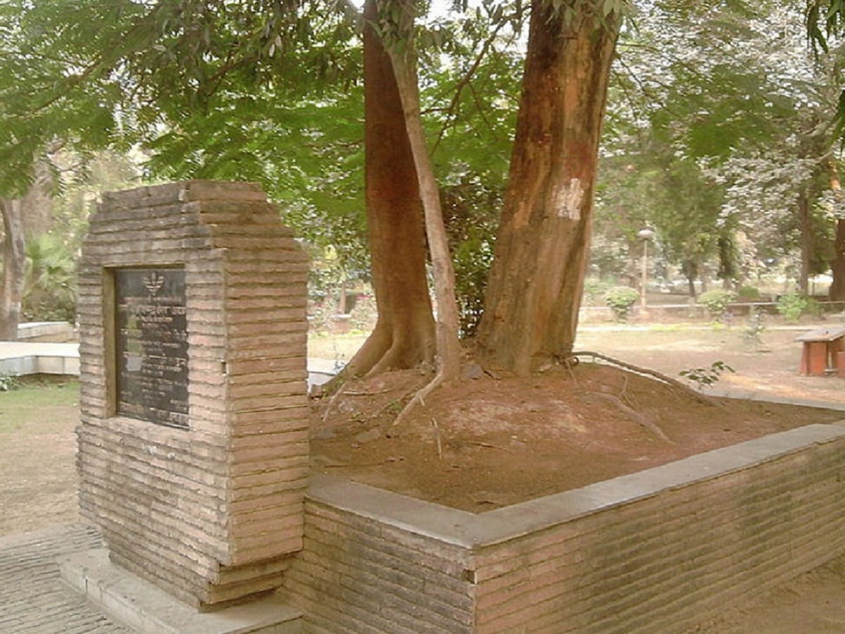 Chandra Shekhar Azad Death Anniversary Popularity of Azad was visible ...