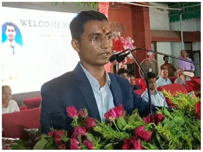 Success story of shubham kumar ias upsc topper biography civil services ...