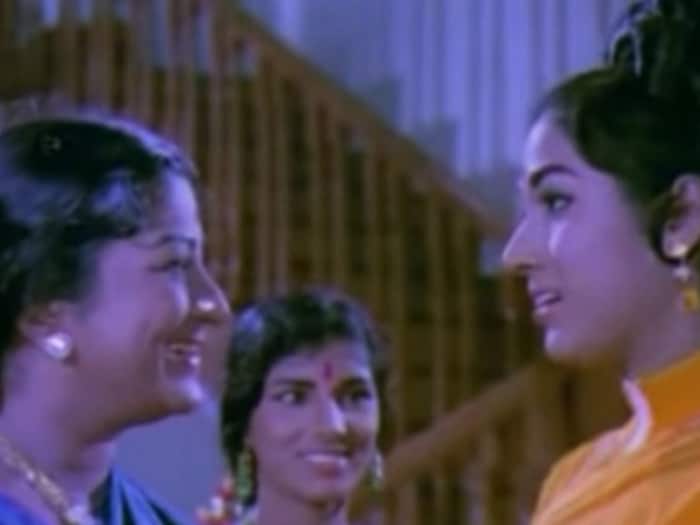 Kumari Rukmani Four Generation in Tamil Cinema actress lakshmi family ...