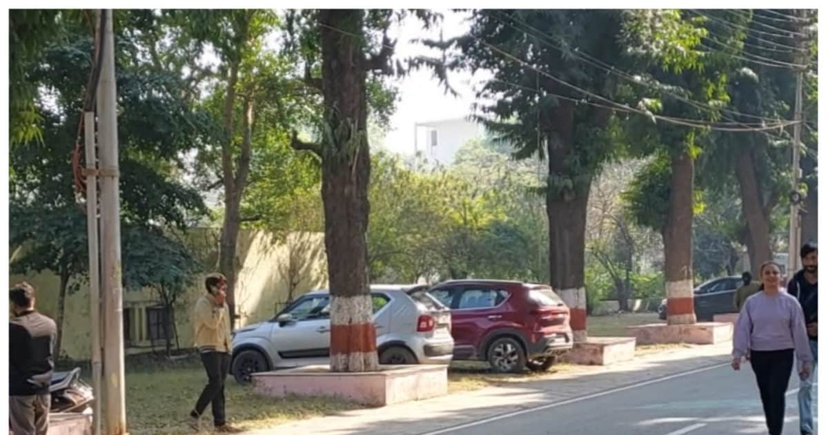 UP Weather Update Cold returned in Lucknow due to strong winds - Lucknow weather update: लखनऊ ...