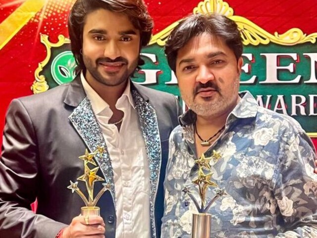 Neither Pawan Singh nor Khesari Lal but Pradeep Pandey Chintu Becomes Best Actor four times Now ...