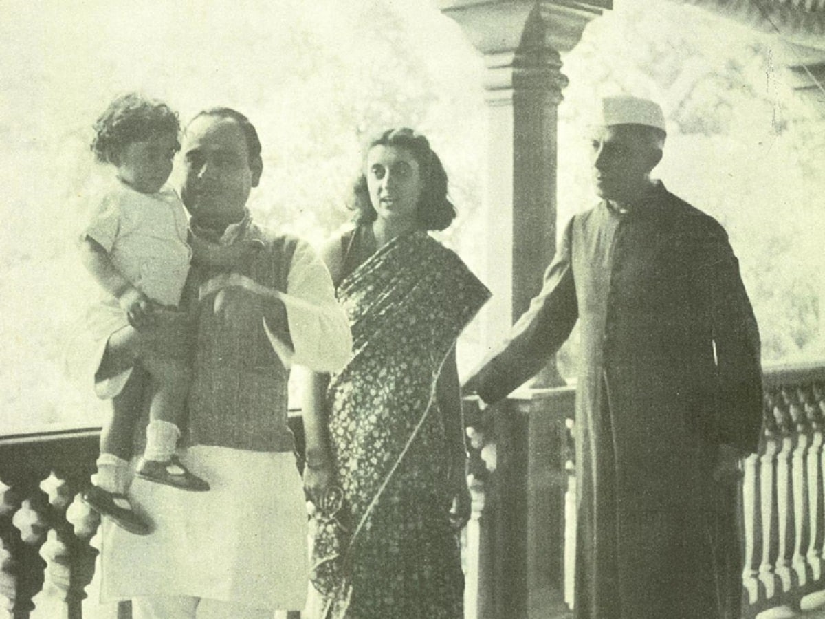 How feroze gandhi got gandhi surname which adopted by his wife indira ...