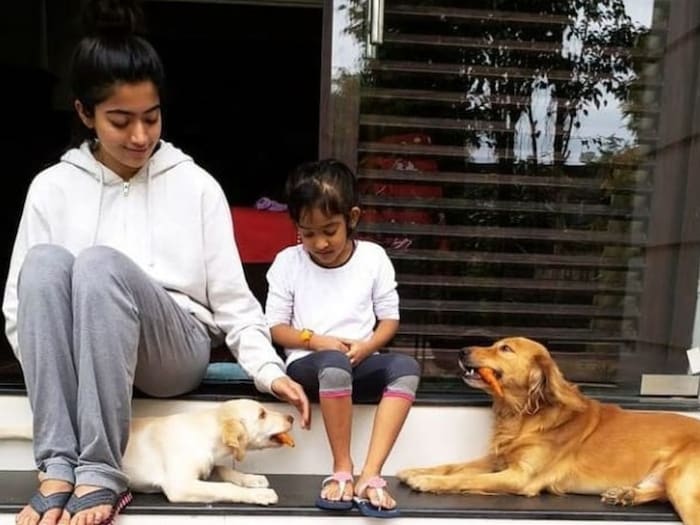 Rashmika Mandanna younger Sister Shiman Mandanna More Cuter than Pushpa ...