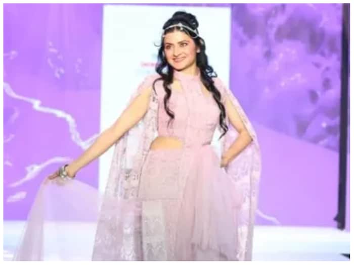 Success story of ritu suhas admi noida dm suhas ly wife mrs india ...