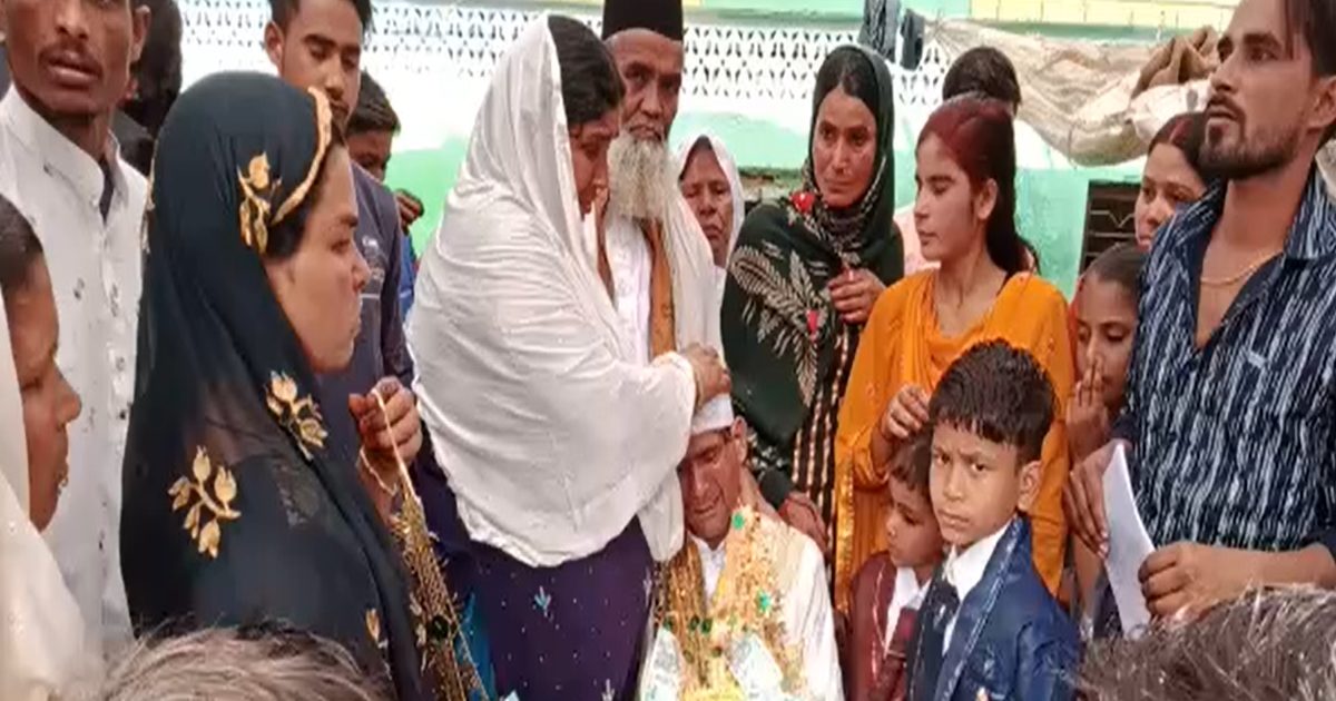 Bareilly Marriage Ruckus And CCTV Footage after drunk baratis throws ...