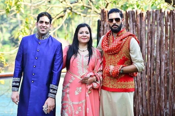 Yuvraj singh father divorce shabnam second marriage to neena bhundel 3 ...