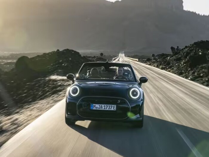 Mini Cooper showcased worlds first electric convertible car 200 km ...