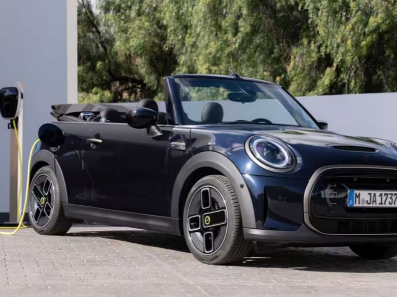 Mini Cooper showcased worlds first electric convertible car 200 km ...