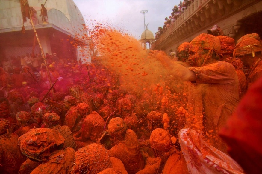 Phoolon vali holi will be played on 21st feb in barsana mandir and ...