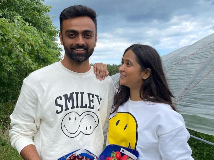 jaydev unadkat wife rinny is social media queen shares each and every ...