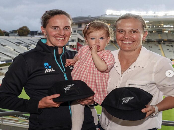 Dane van niekerk marizanne kapp natalie sciver katherine brunt women ...