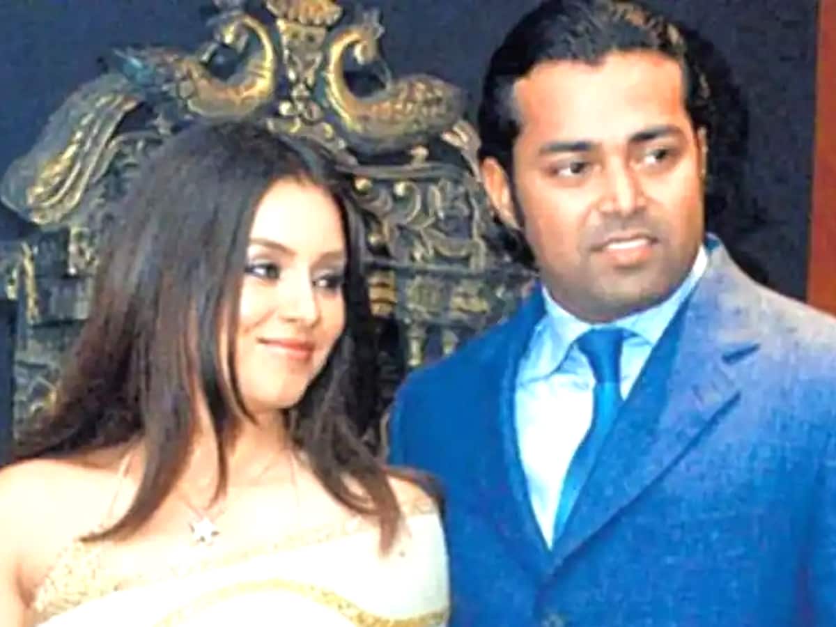Leander paes cheated mahima chaudhary live in relationship with sanjay dutt ex wife rhea pillai ...