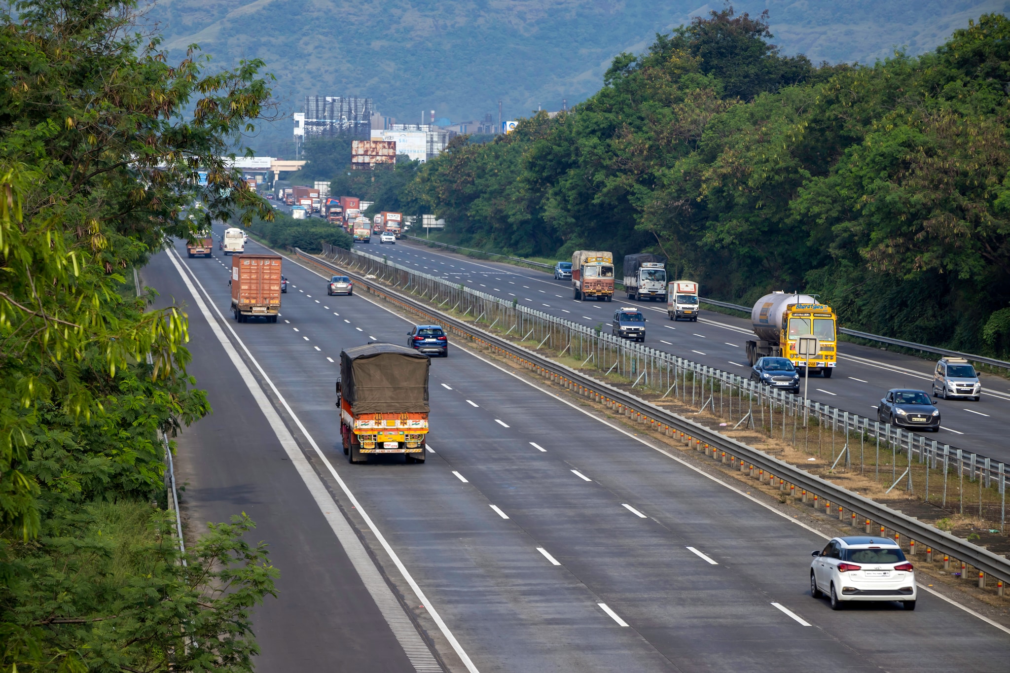 How direct flight operations stopped between mumbai and pune after ...