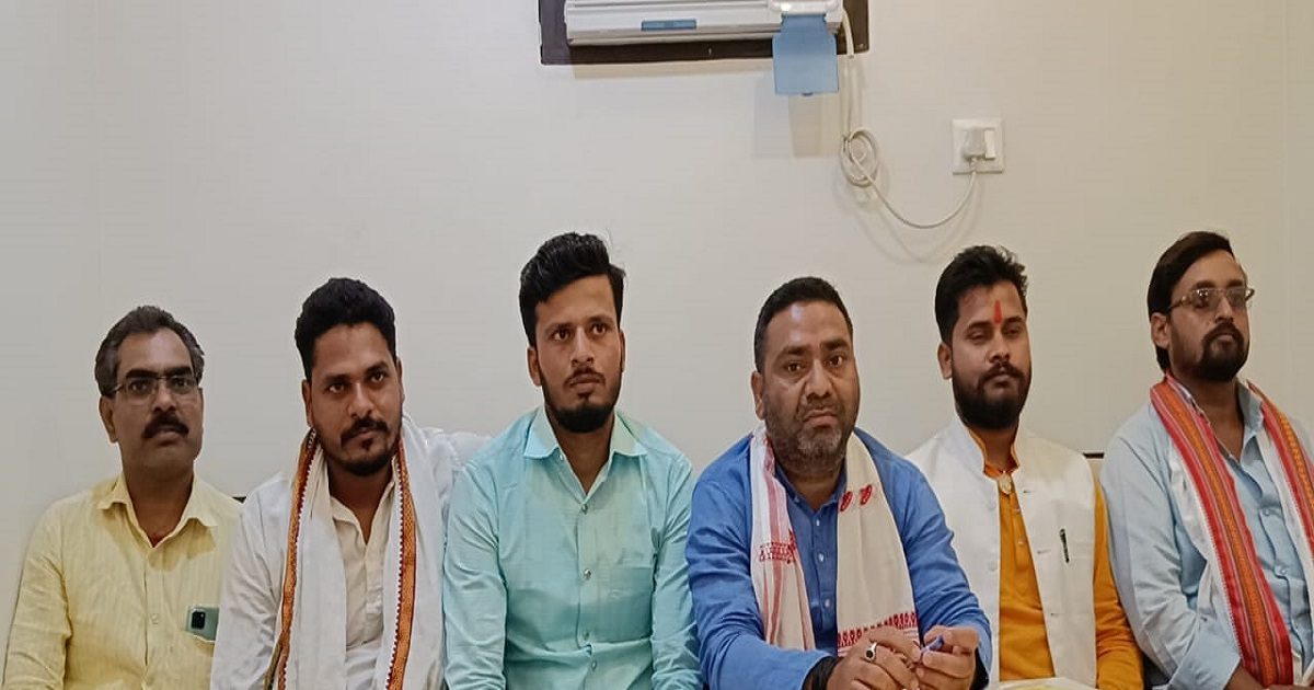 बिहार: JDU नेताओं का नीतीश कुमार से मोहभंग का सिलसिला जारी, आरा में एक साथ कई ने छोड़ी पार्टी ...