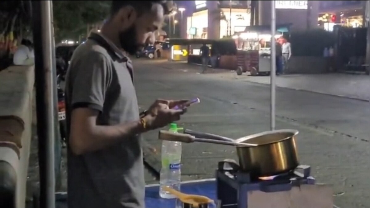 Indore unique special water chestnut tea is available at engineer tea ...