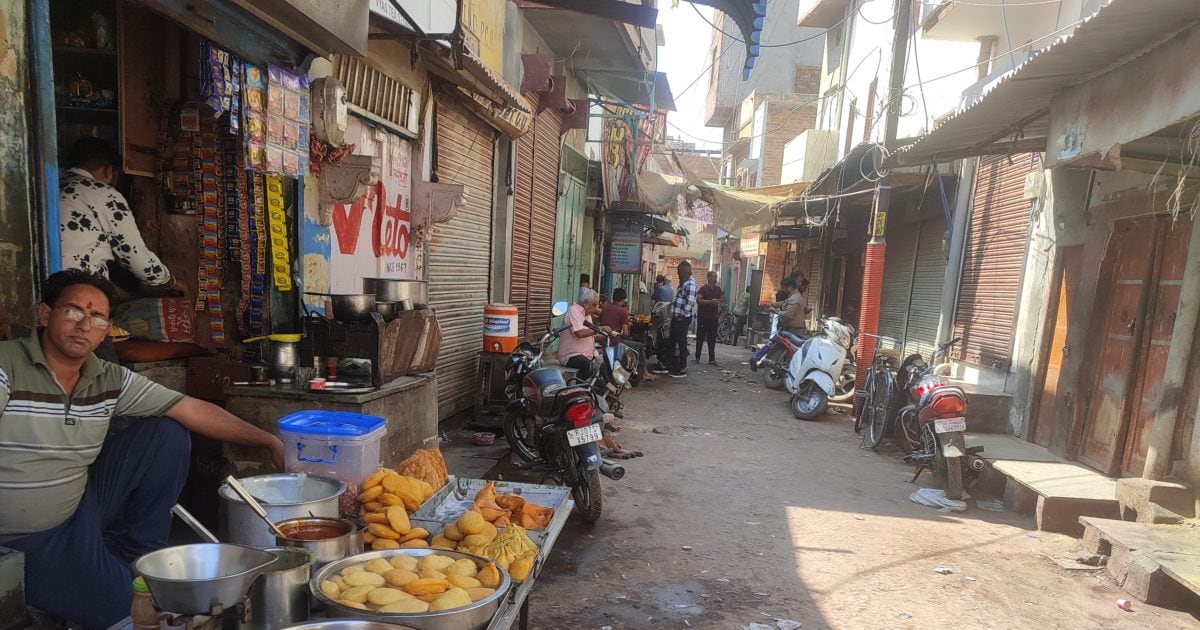 Most famous street of tea breakfast chai patti must visit place variety ...