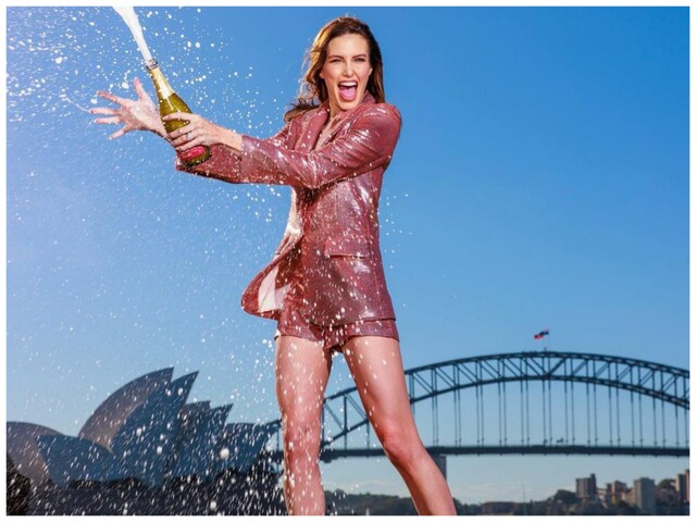 PSL 2023 Danny Morrison hugs Ben Cuttings wife Erin Holland Watch Video ...