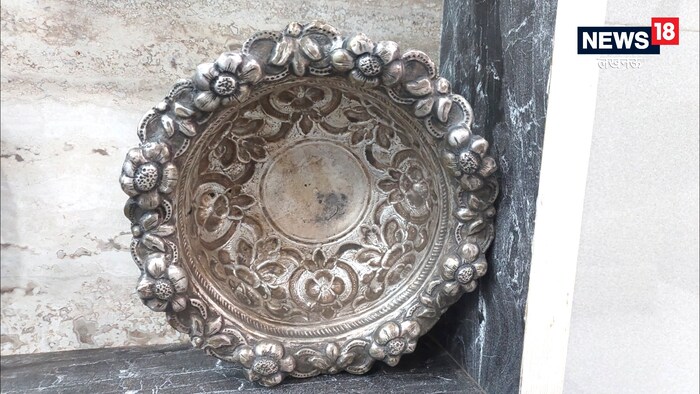 Nawab royal Holi Sharbat made in silver pot color was kept chandi plate ...