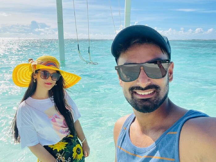 इंटरनेशनल क्रिकेटर की पत्नी है पेशे से किसान, भगवान श्रीकृष्ण की है ...