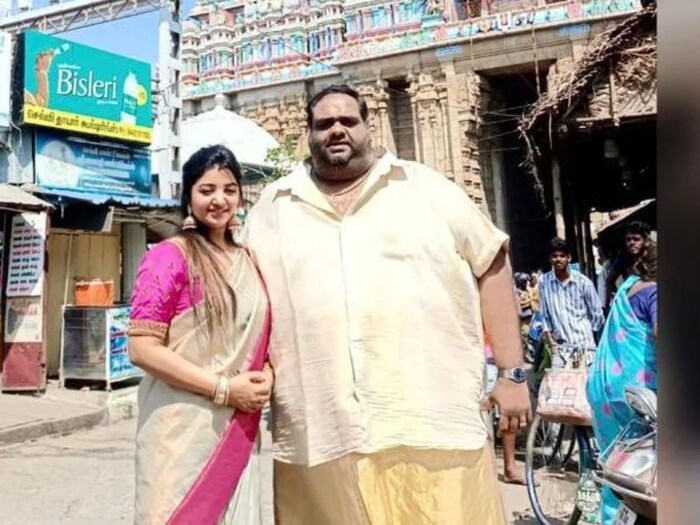 Mahalakshmi And ravindar chandrasekaran Celebrating 6 Month Wedding ...