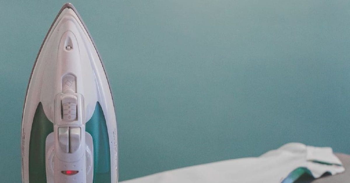 How to use steam iron perfectly to get the perfect output Check 5 Tips ...