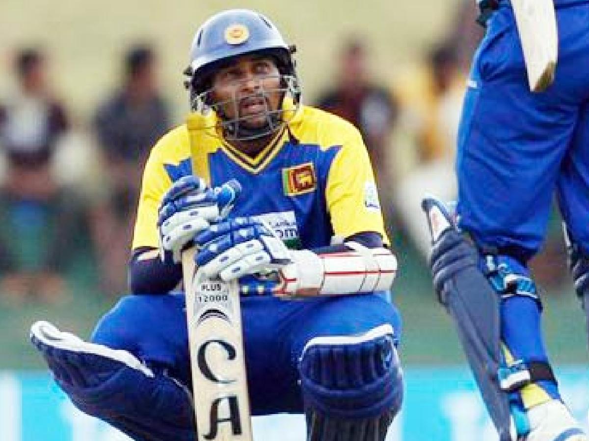 Tillakaratne dilshan who coined dilscoop shot by his name wife left him ...