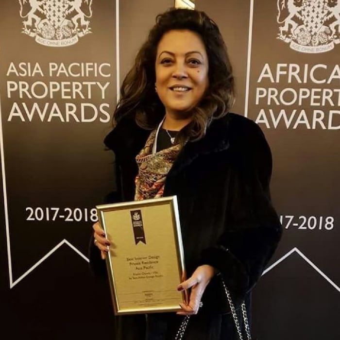 Pakistani Cricketer zaheer abbas married to Rita Luthra in 1988 changed ...