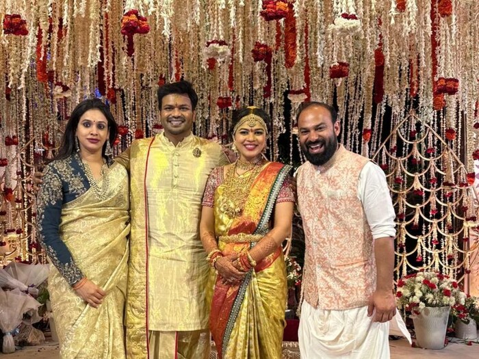 Manchu Manoj and Mounika Reddy marry at Lakshmi Manchu house in ...