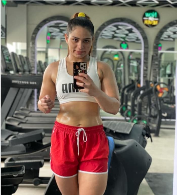 Naina Kanwal: खेल कोटे से मिली सब इंस्‍पेक्‍टर की नौकरी, ग्रेजुएशन पास ...