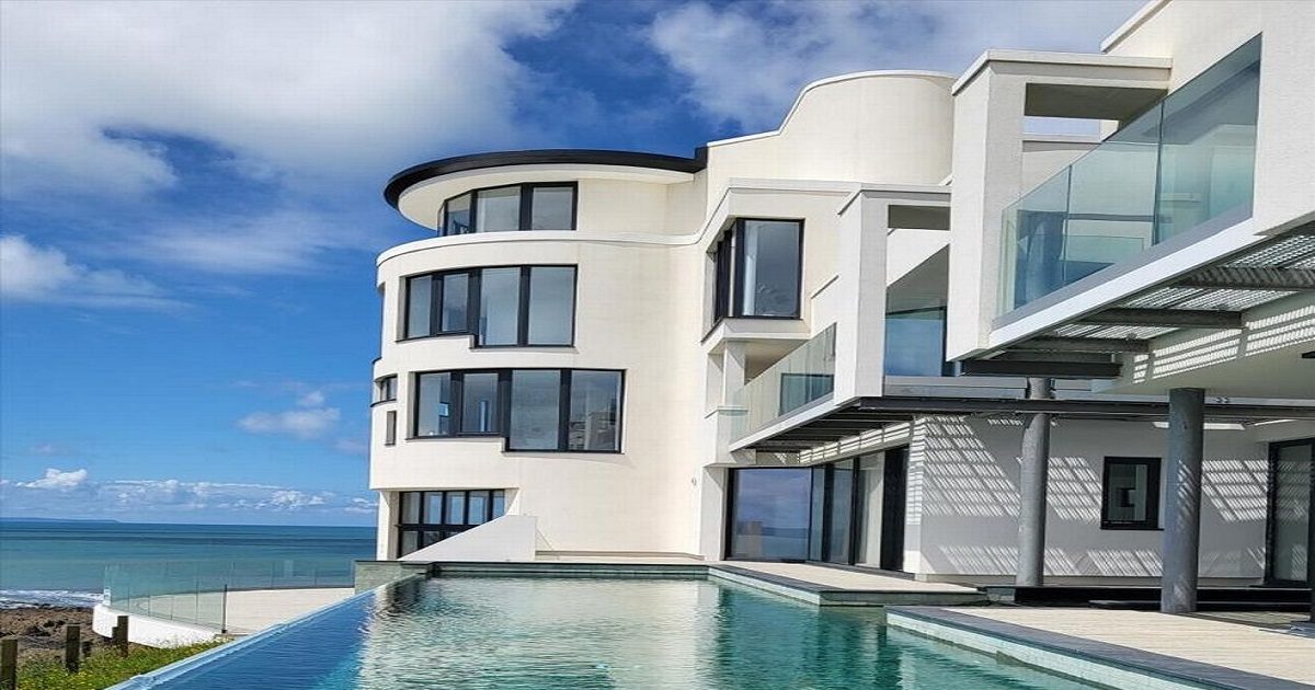 ये है दुनिया का सबसे मनहूस घर, पहले मालिक का करवाया तलाक, अब कर्जे में ...