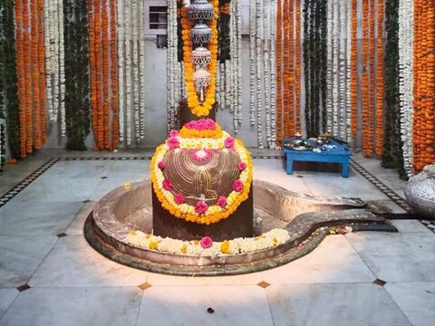 Jageshwar Nath Dham: जागेश्वर नाथ मंदिर में है स्वयंभू शिवलिंग, हर साल ...