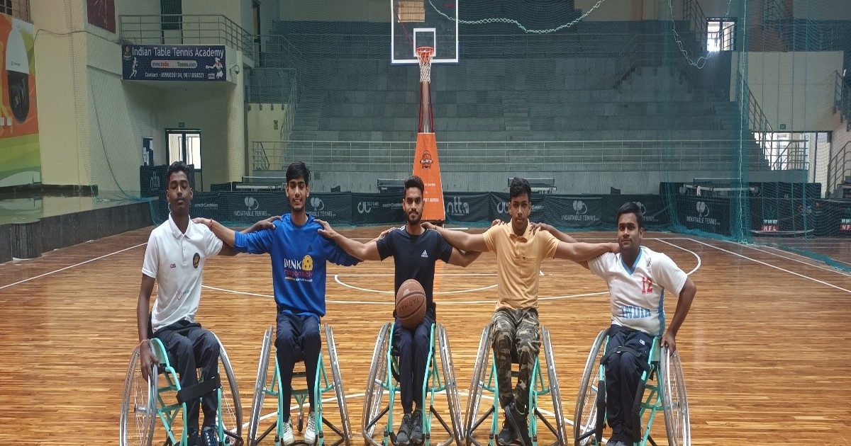 Noida News: दिव्यांग खिलाड़ियों के लिए खास है नोएडा का इंडोर स्टेडियम ...
