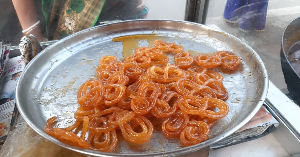 Chapra News : फेमस है छपरा में इस दुकान की जलेबी, स्वाद ऐसा कि ...