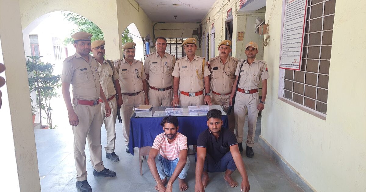 करौली में अवैध हथियार समेत दो आरोपी गिरफ्तार दो कट्टे और 8 कारतूस
