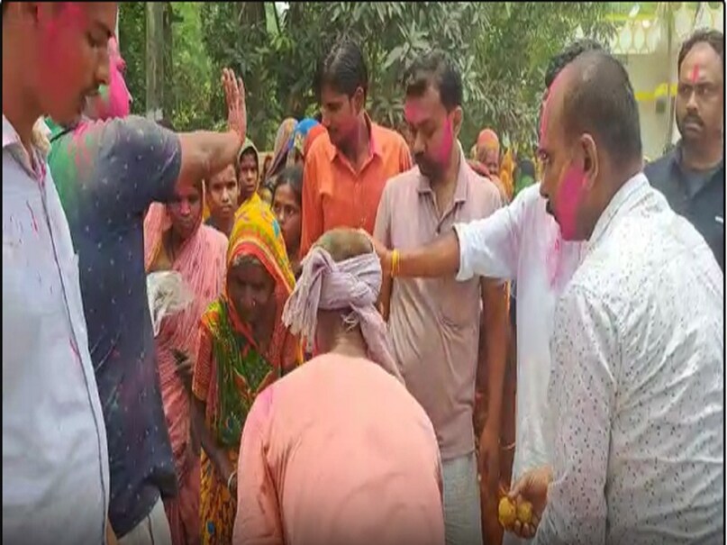 PHOTOS: आनंद मोहन की रिहाई पर जश्न में डूबे ग्रामीण, वैशाख में दिखा ...