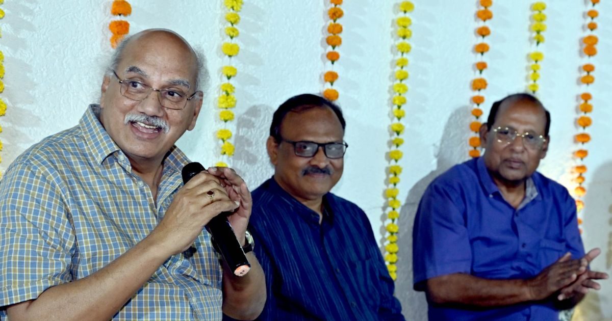 प्रेम के पक्ष में और हिंसा के विरुद्ध खड़ी होती हैं बलराम गुमास्ता की ...