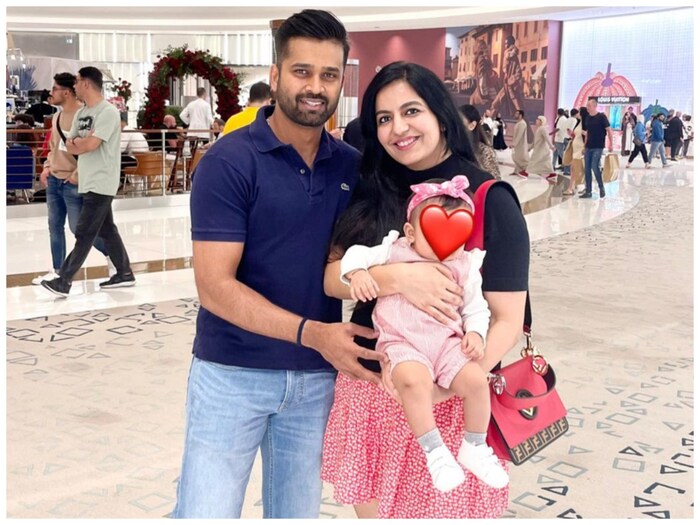 मैदान में फ्लॉप इन 3 खिलाड़ियों की वाइफ हैं बेहद खूबसूरत, अपनी सुंदरता ...