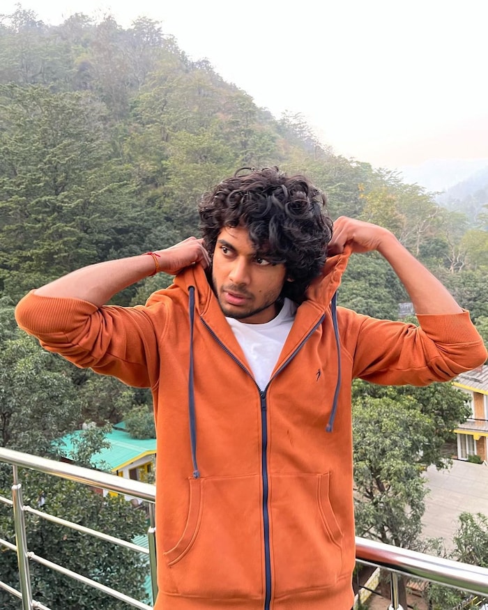 कौन हैं 'गरमी' के अरविंद शुक्ला? 1 कमरे में 8 लोगों संग काटे दिन, यूट्यूब चैनल में किया काम, फिर ...