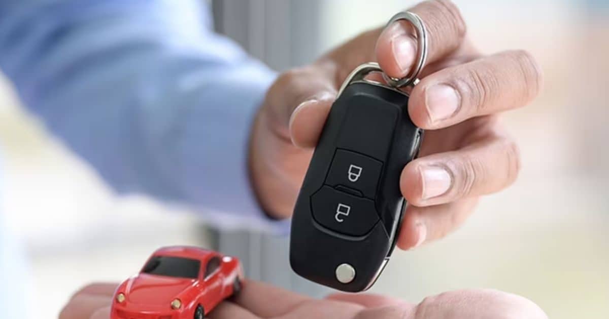 कार खरीदने की कर रहे हैं प्लानिंग, डीलर के झांसे में मत फंसना, पहले पता ...