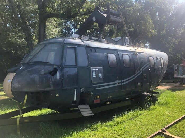 अफगानिस्तान में जिस हेलिकॉप्टर ने बरसाई थी गोलियां, उसी को कपल ने बना ...